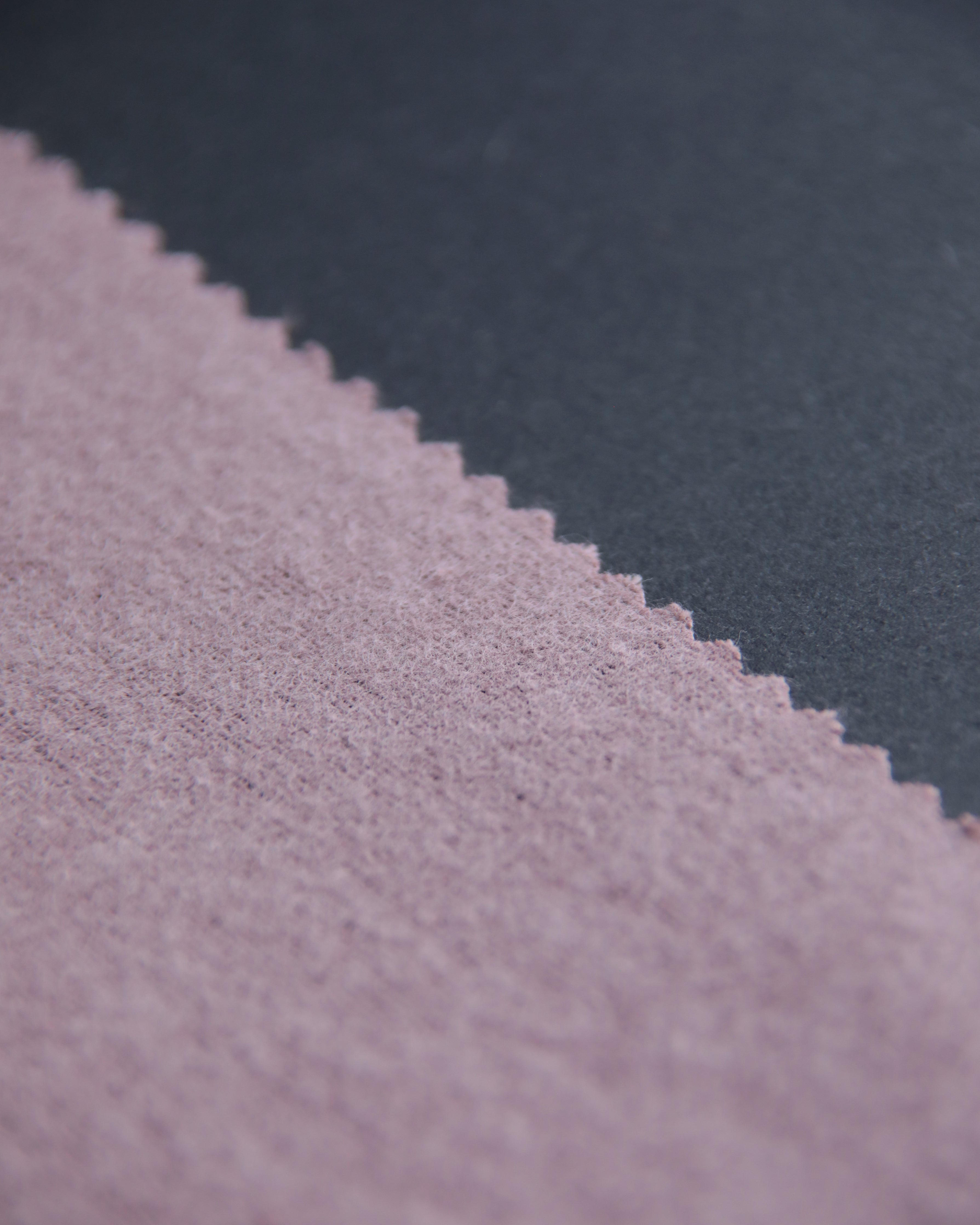 Rouge Cloth – Gin Fon Ask